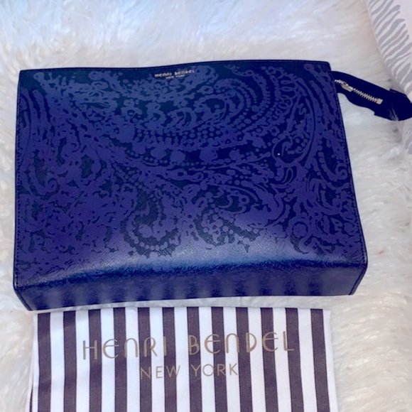 henri bendel | Makeup | Henri Bendel Luxury West 57th Damask Clutch Bag ...